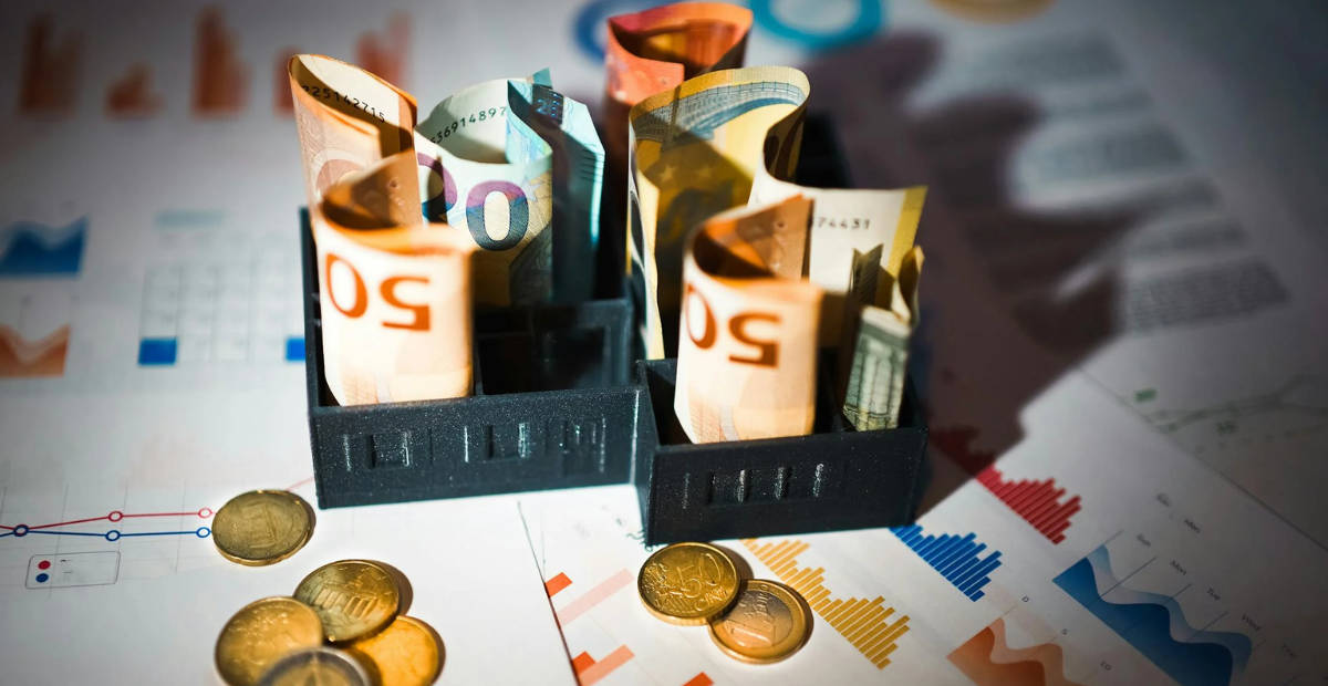 Maximizing B2B SaaS Success: A Complete Guide - SaaSworthy Blog | Top ...